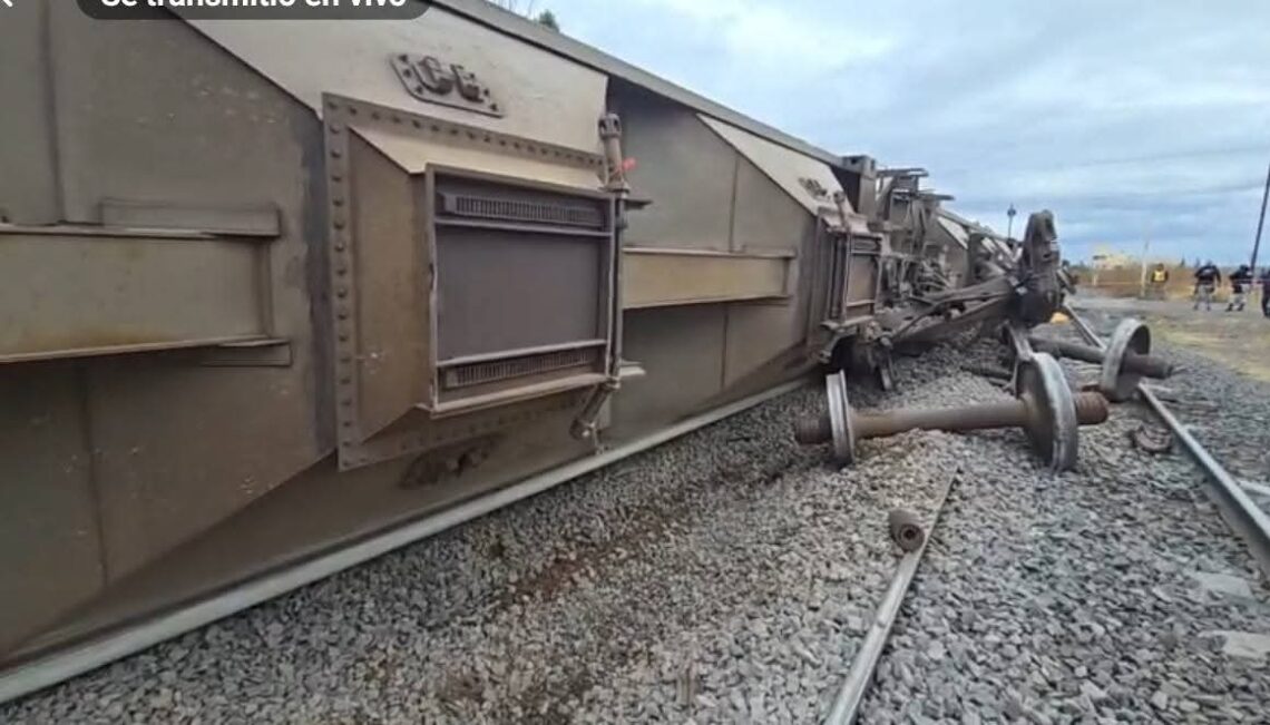 Por enésima vez, se descarrila tren en Tránsito pesado; 8 vagones ...